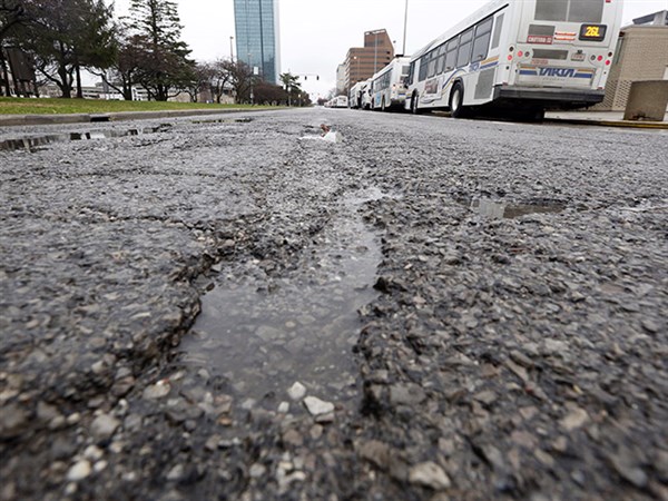 After season of paving, city streets still a mess | The Blade
