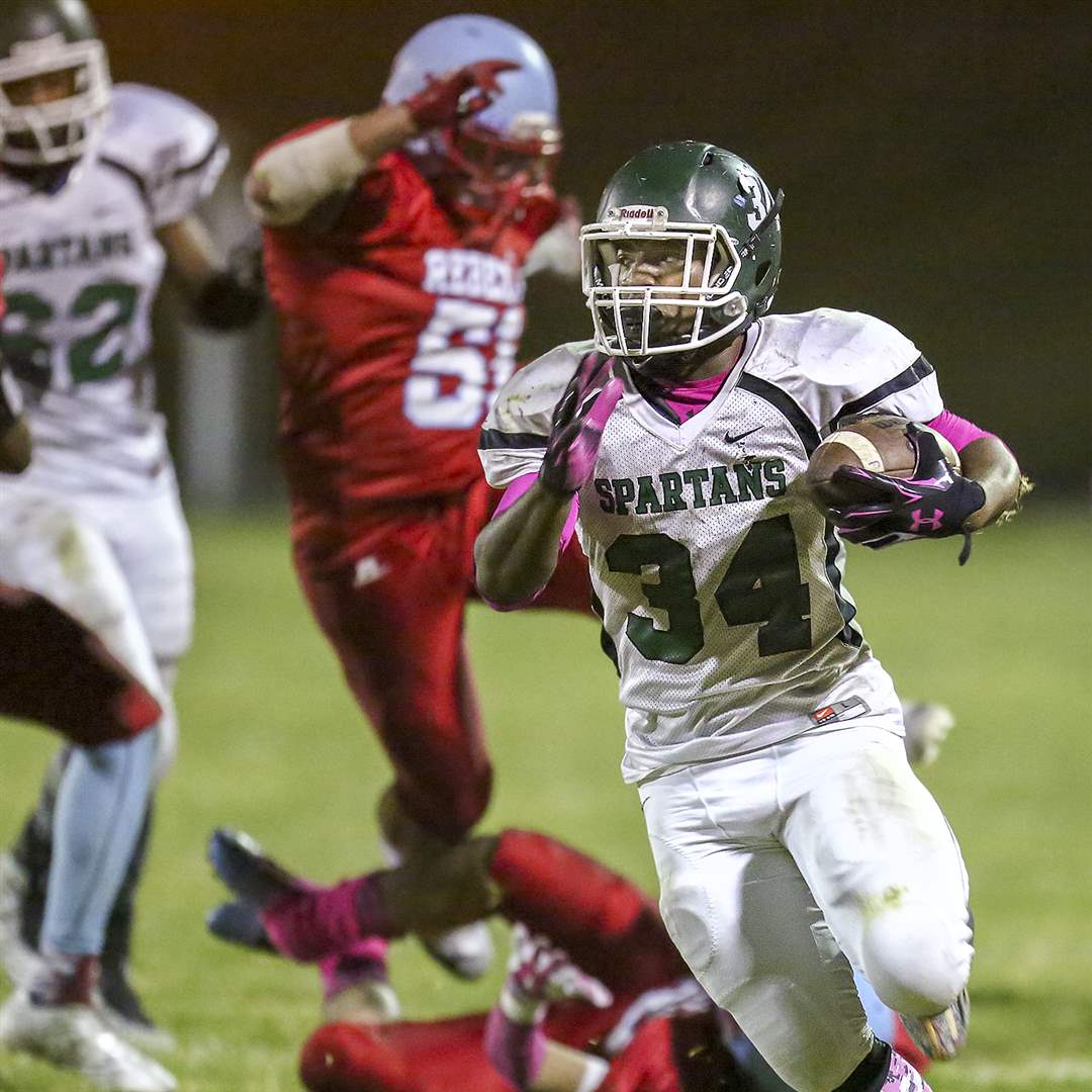 Sidelines: Fall Review Photo Gallery - The Blade