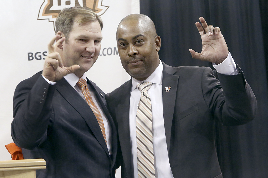 Falcons introduce new football coach - The Blade