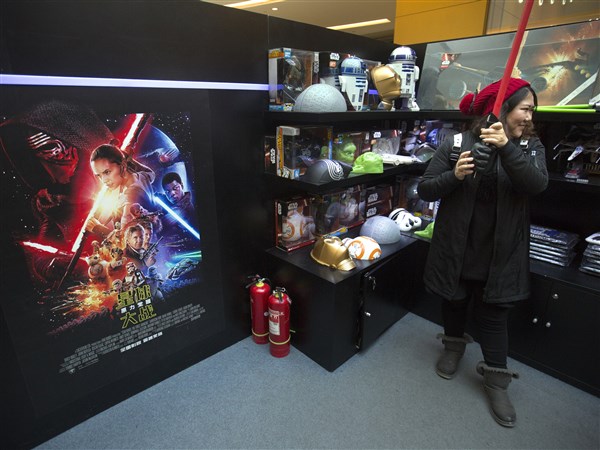 Record-breaking 'Star Wars' movie opens in China | The Blade