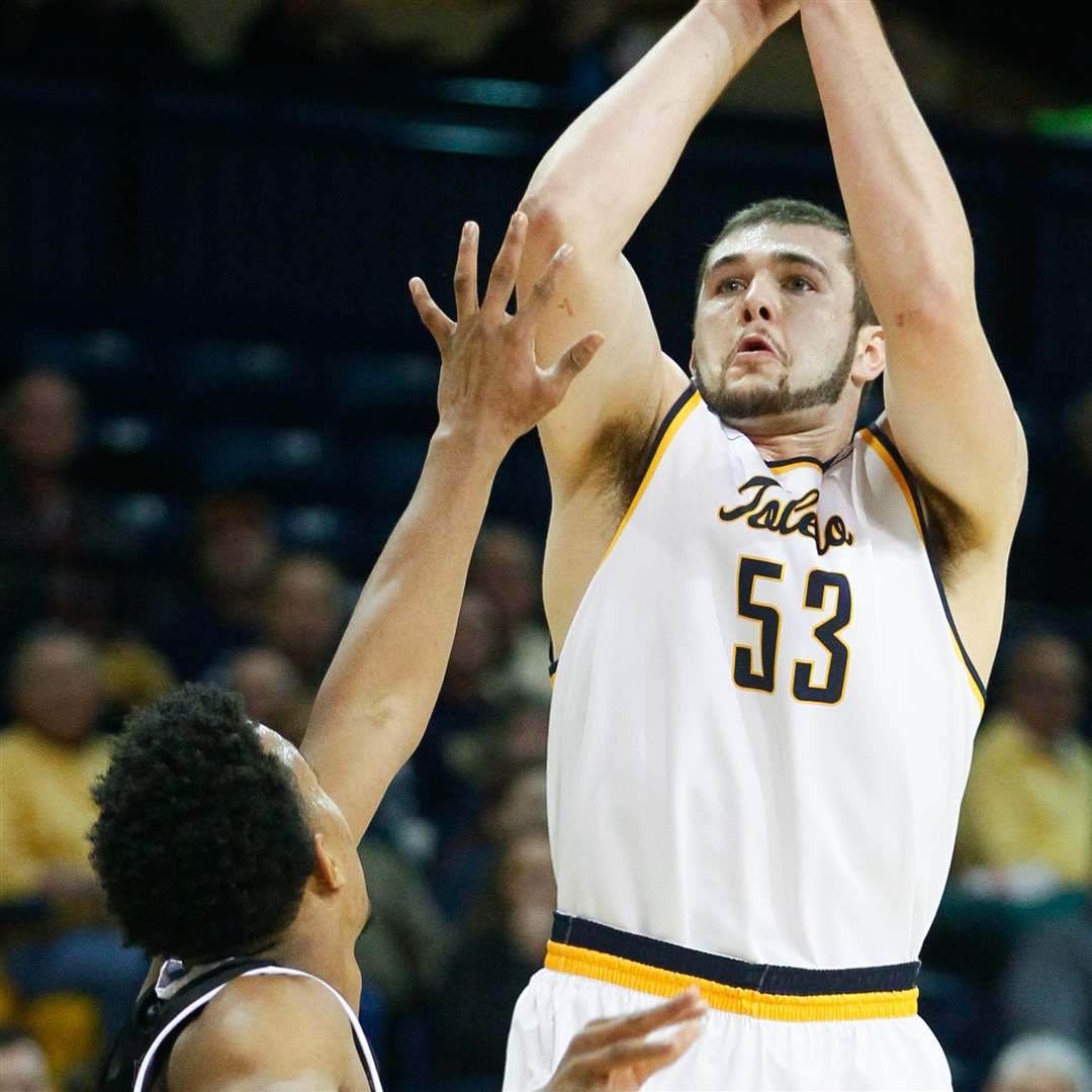 IN PICTURES: UT men lose to Northern Illinois - The Blade