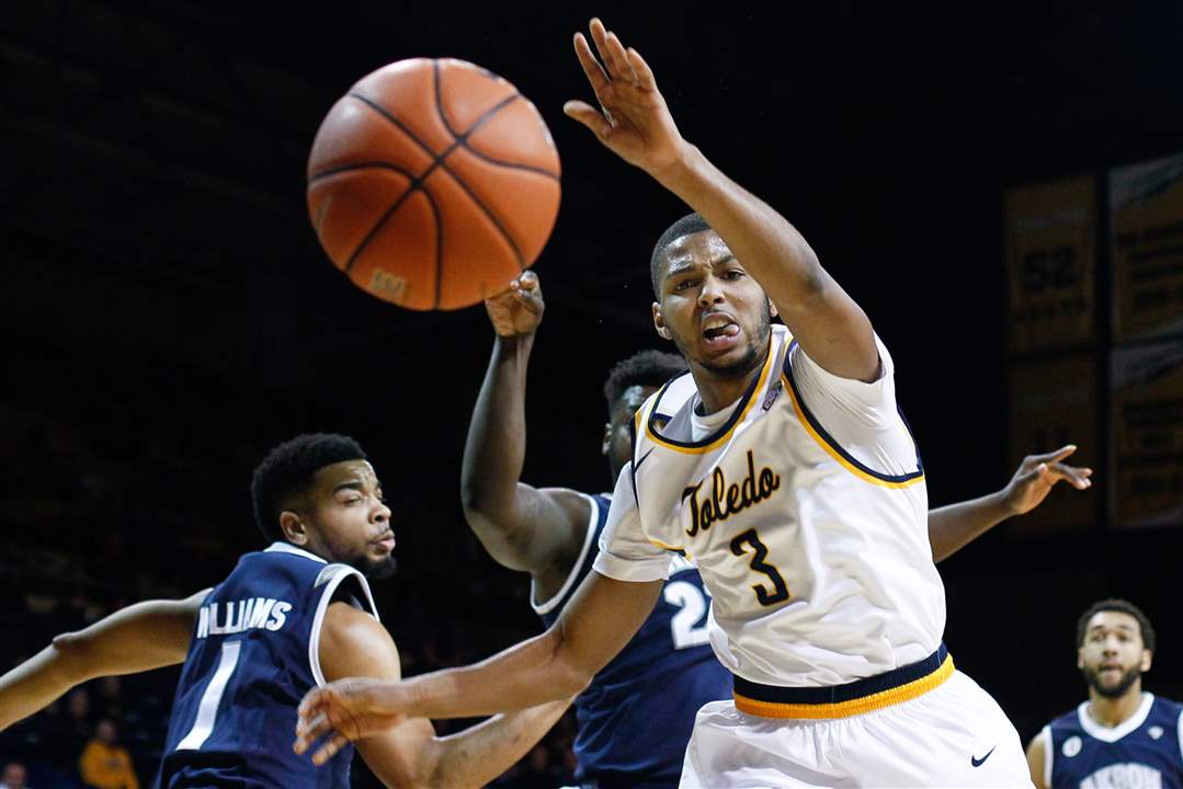 IN PICTURES: UT men top Akron - The Blade