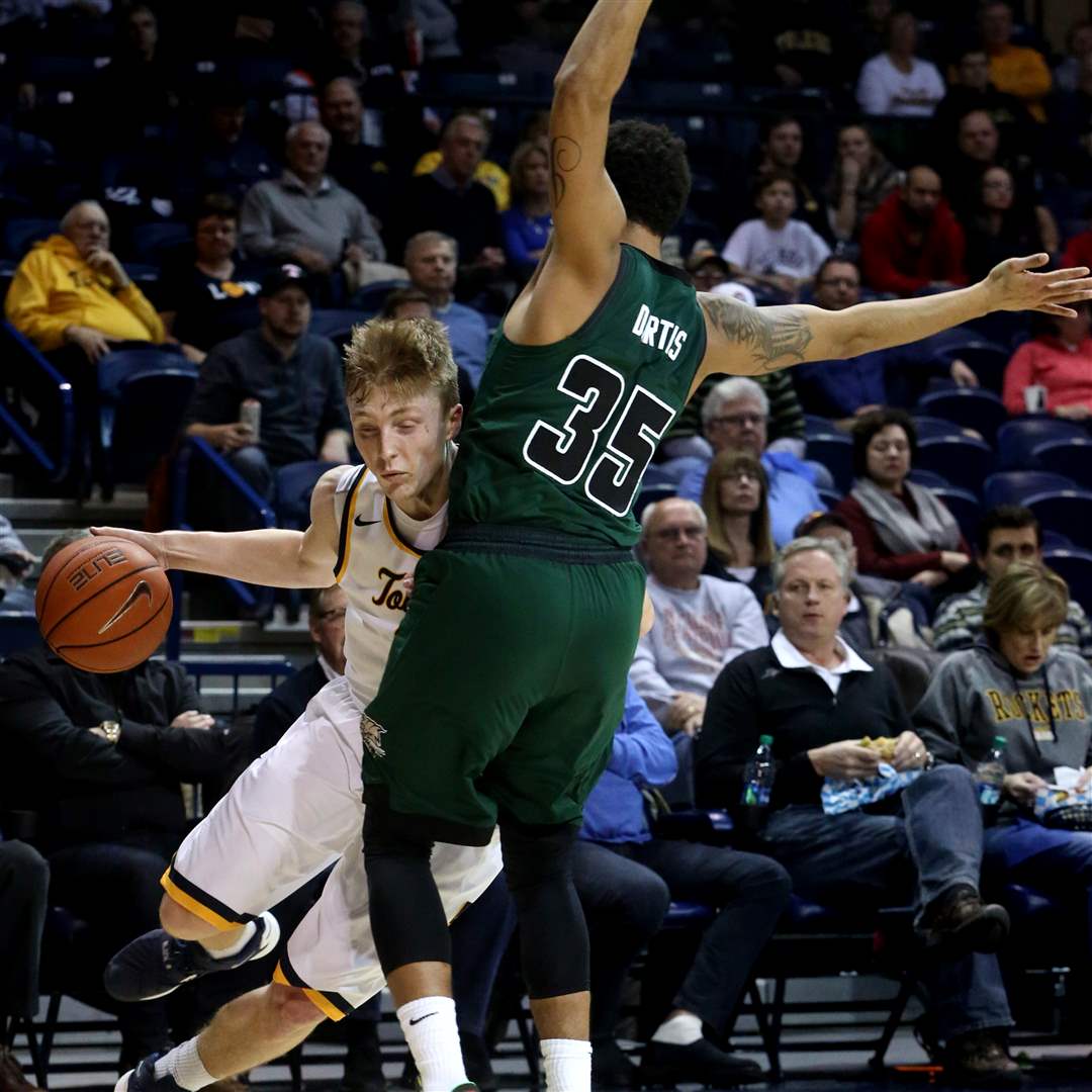 IN PICTURES: Ohio edges UT - The Blade