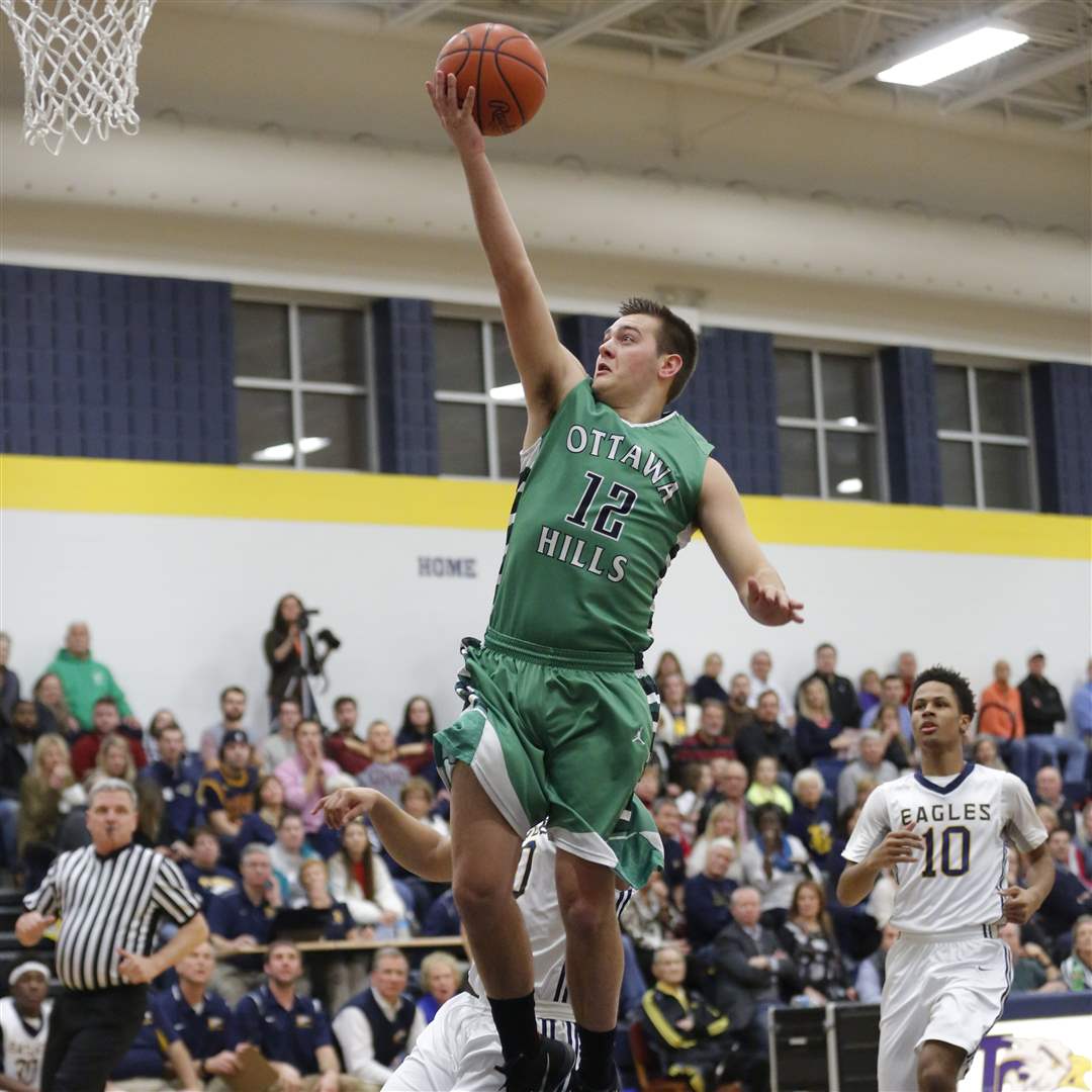 IN PICTURES: Ottawa Hills tops Toledo Christian - The Blade