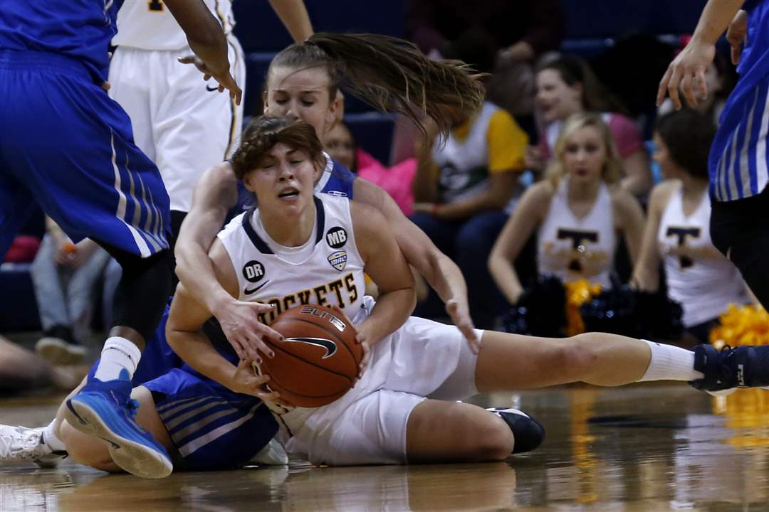 IN PICTURES: UT women top Buffalo - The Blade