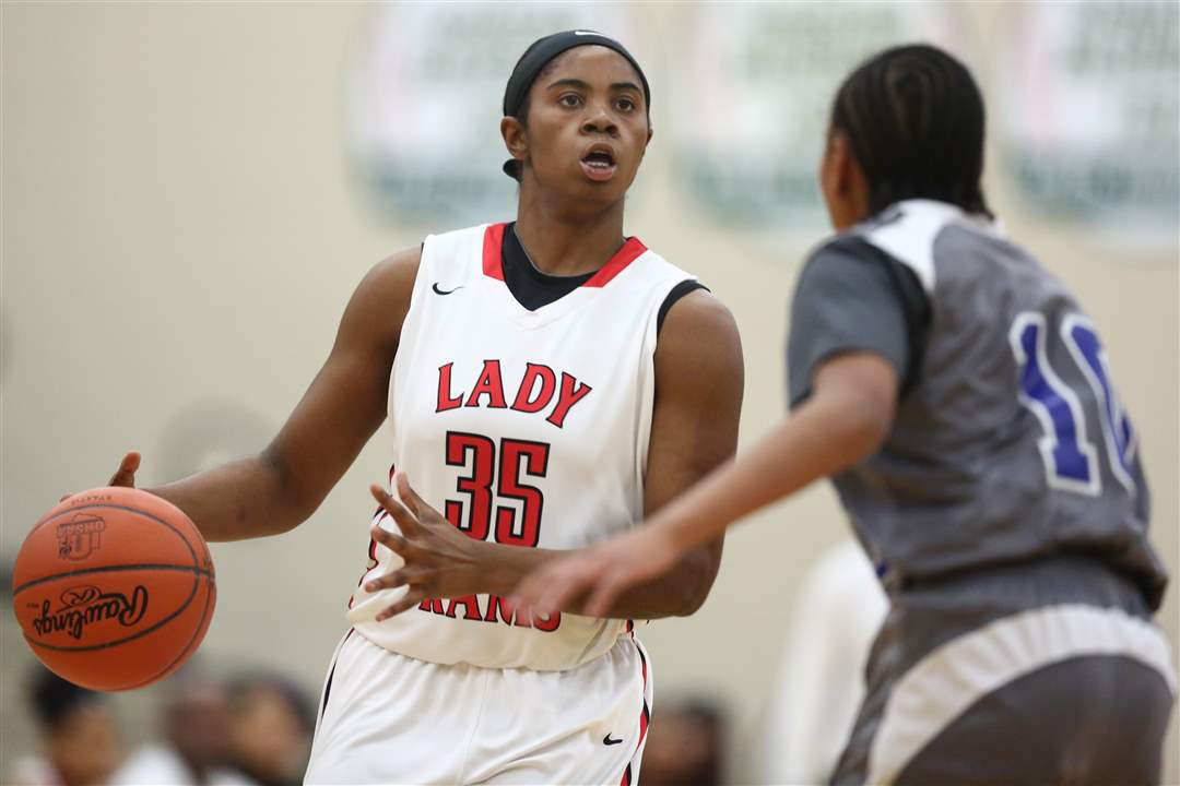 IN PICTURES: Rogers vs. Woodward girls - The Blade