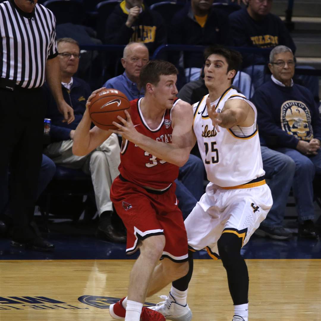 IN PICTURES: UT men beat Ball State - The Blade