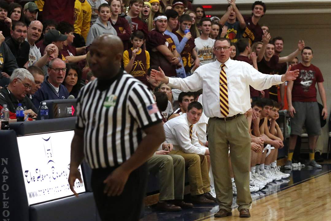 IN PICTURES: Fayette advances, tops Edgerton - The Blade