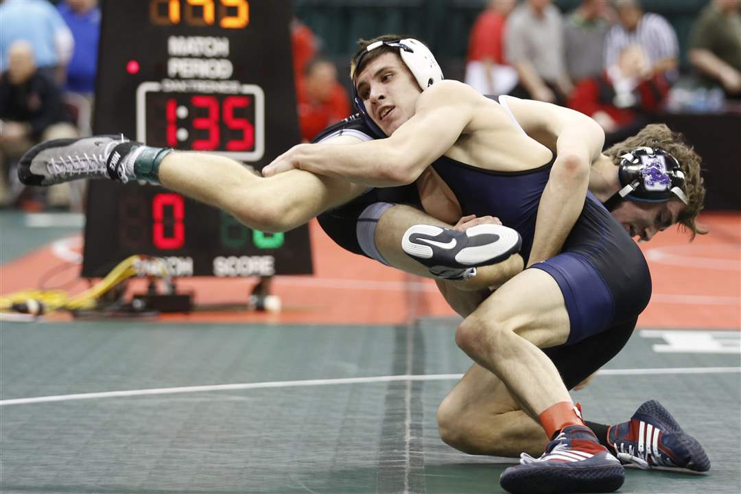 IN PICTURES: State wrestling, Day 1 - The Blade