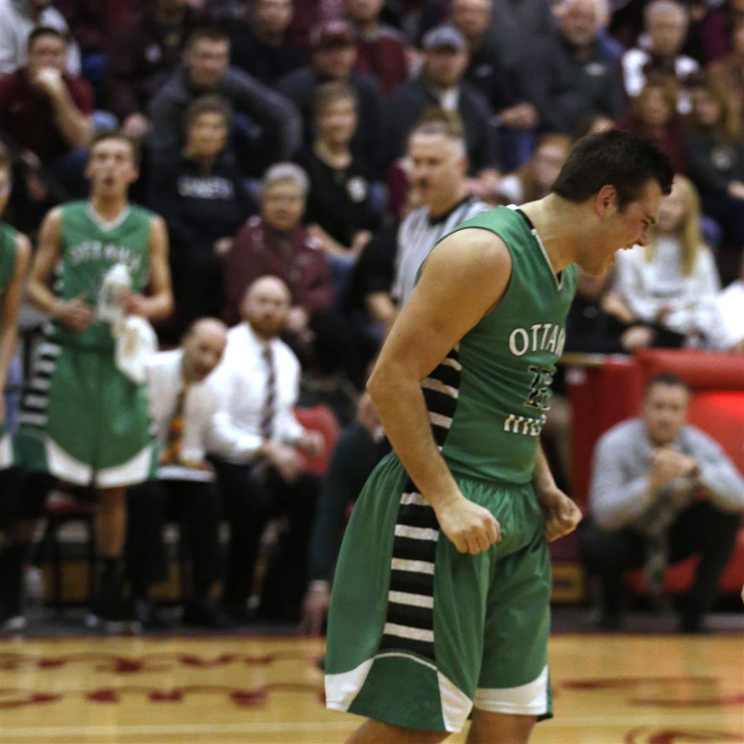 IN PICTURES: Ottawa Hills ousts Genoa - The Blade