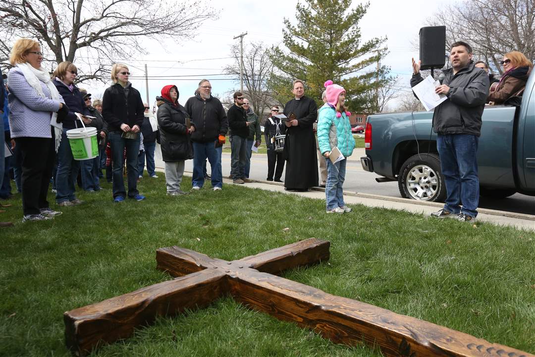 Good Friday walk - The Blade