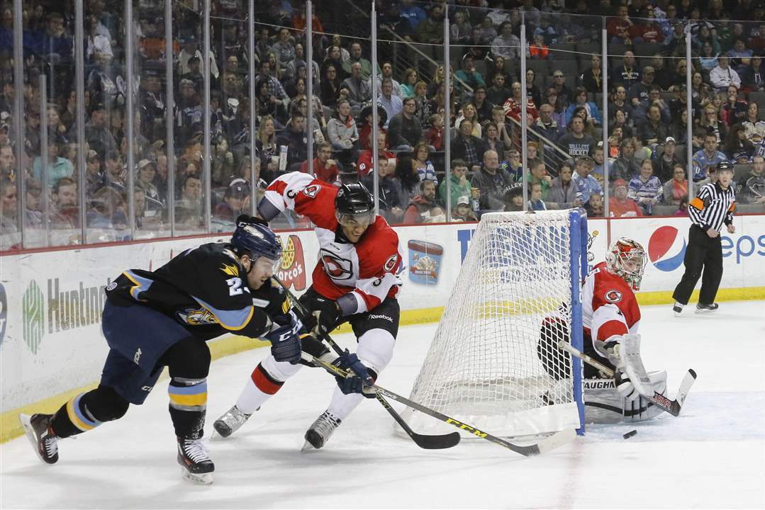 IN PICTURES: Walleye fall to Cyclones - The Blade