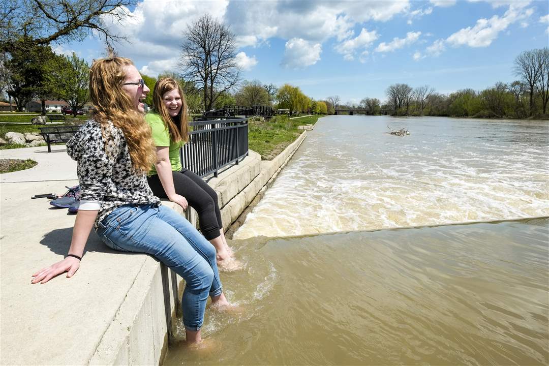 Monroe's River Raisin - The Blade
