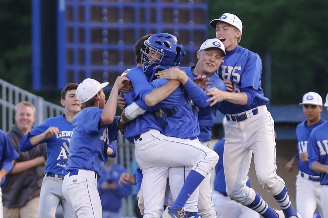 IN PICTURES: AW knocks off Perrysburg - The Blade