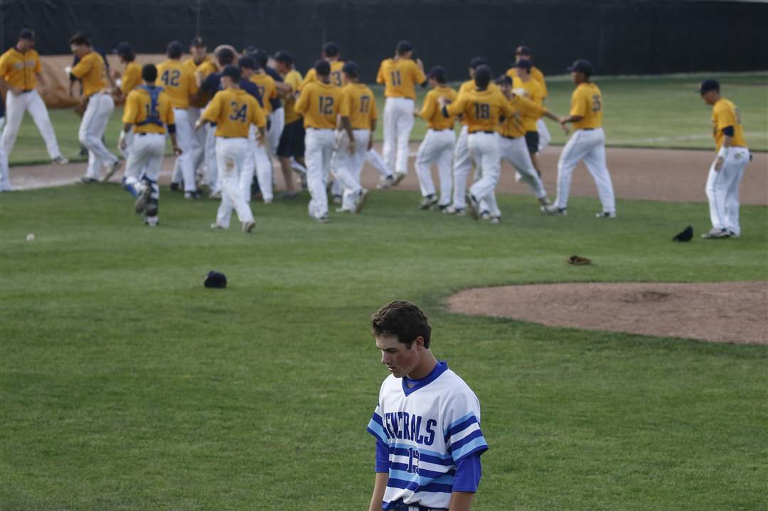 IN PICTURES: Anthony Wayne baseball drops regional final - The Blade