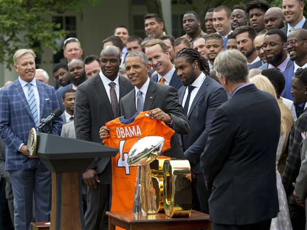 Obama welcomes Broncos in White House visit | The Blade