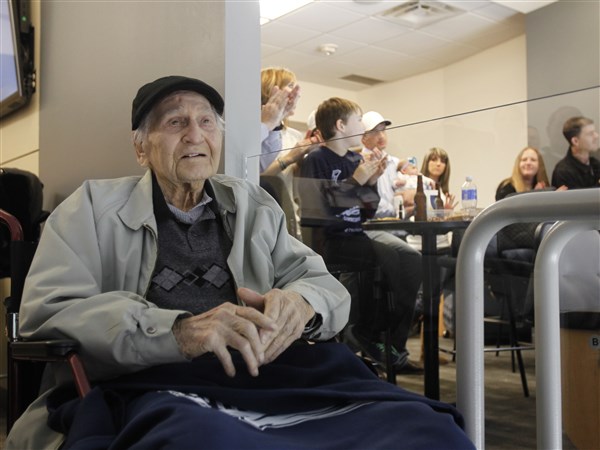 Horace Whitley Appleby (1913-2016): World War II Army vet received 10 ...