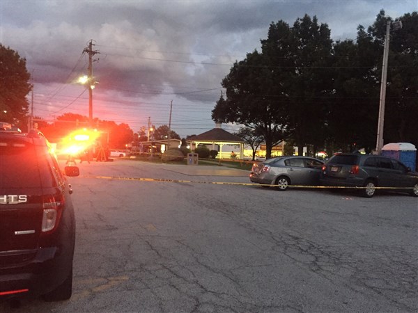 Car slams into crowd at outdoor concert in Ohio injuring 9 | The Blade