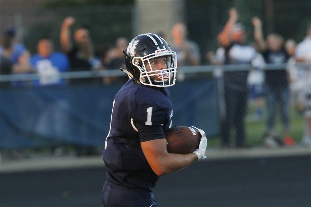 IN PICTURES: Napoleon 21, Defiance 7 - The Blade