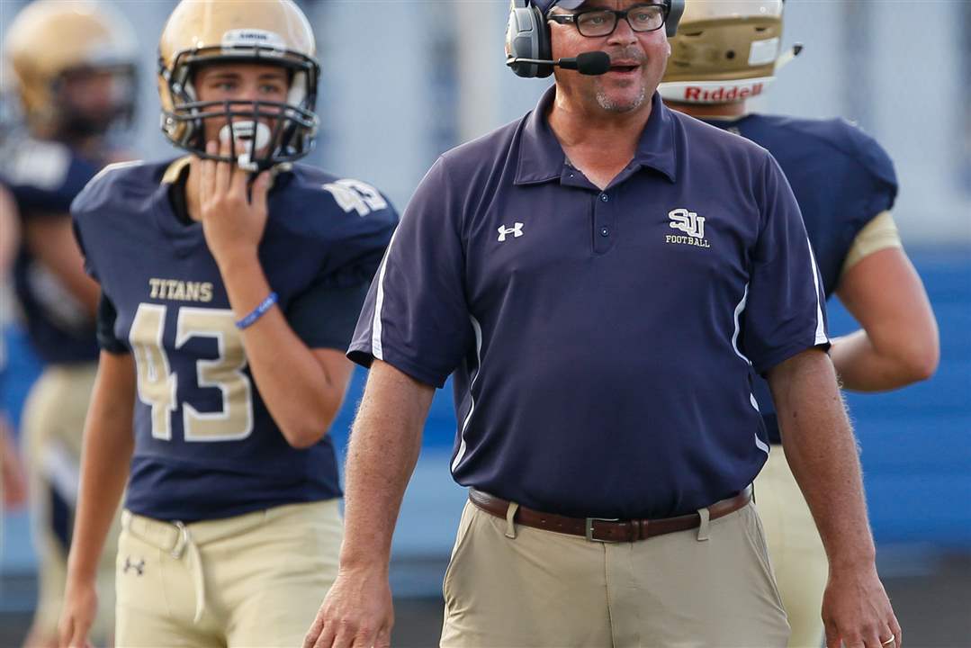 IN PICTURES: St. John's 44, Rogers 0 - The Blade