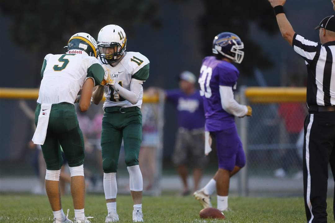 IN PICTURES: Clay 28, Waite 7 - The Blade