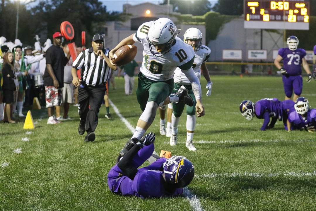 IN PICTURES: Clay 28, Waite 7 - The Blade