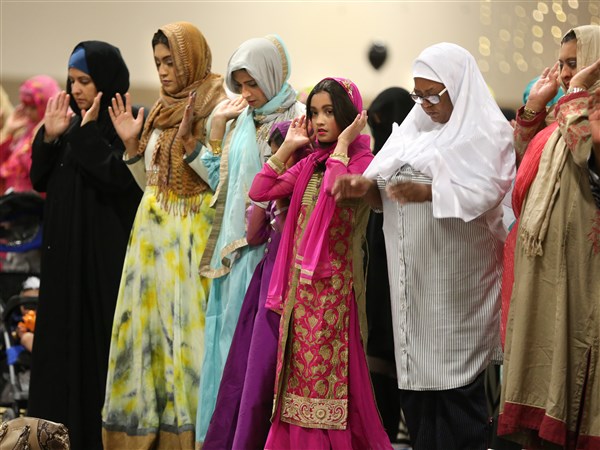 Toledo-area Muslims gather downtown for regional Eid celebration | The ...