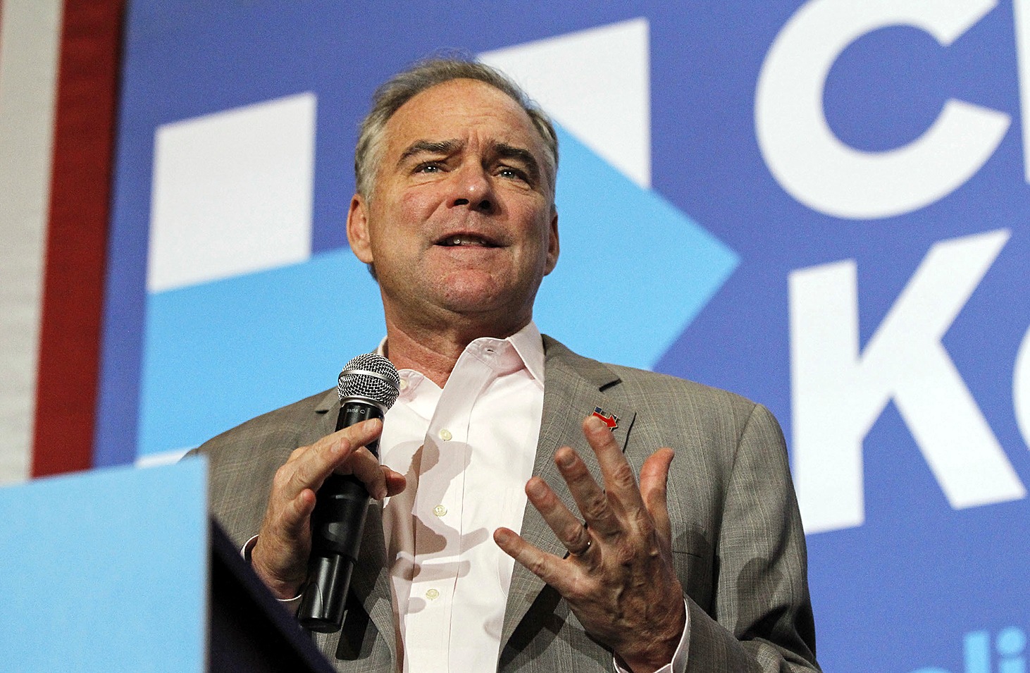 Kaine discusses Clinton’s health, education plans - The Blade
