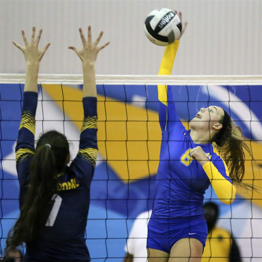 IN PICTURES: St. Ursula 3, Notre Dame 0 - The Blade