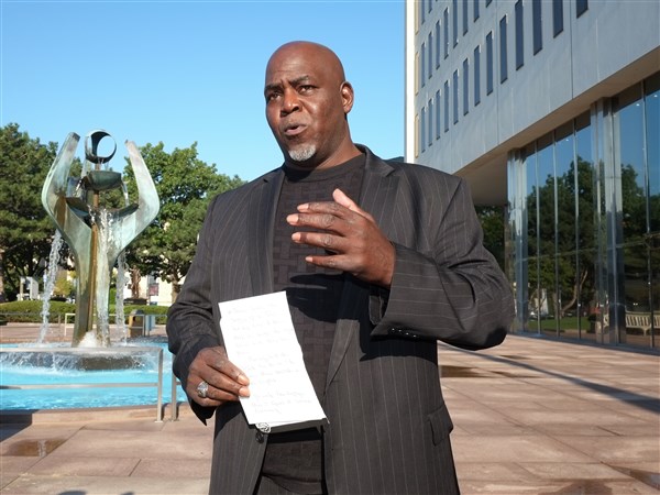 Bell urges Toledo voters to approve income tax renewal | The Blade