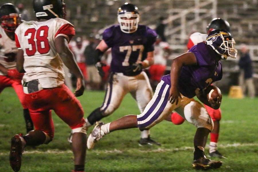 IN PICTURES: Rogers at Waite football - The Blade
