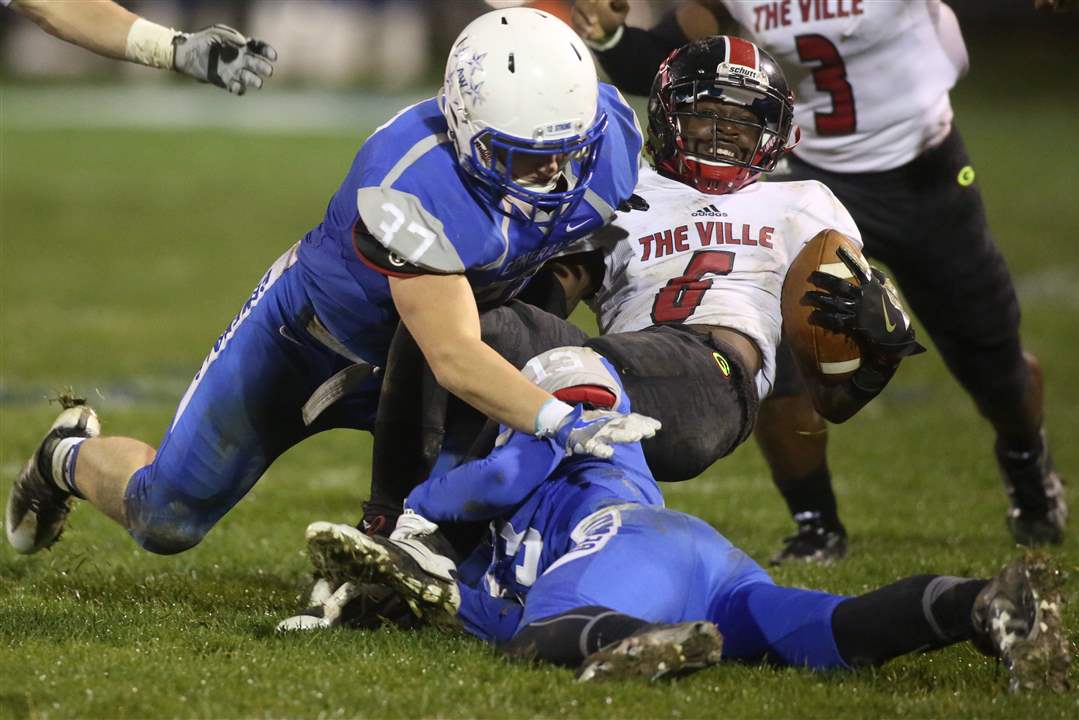 IN PICTURES: Anthony Wayne 21, Cleveland Glenville 7 - The Blade