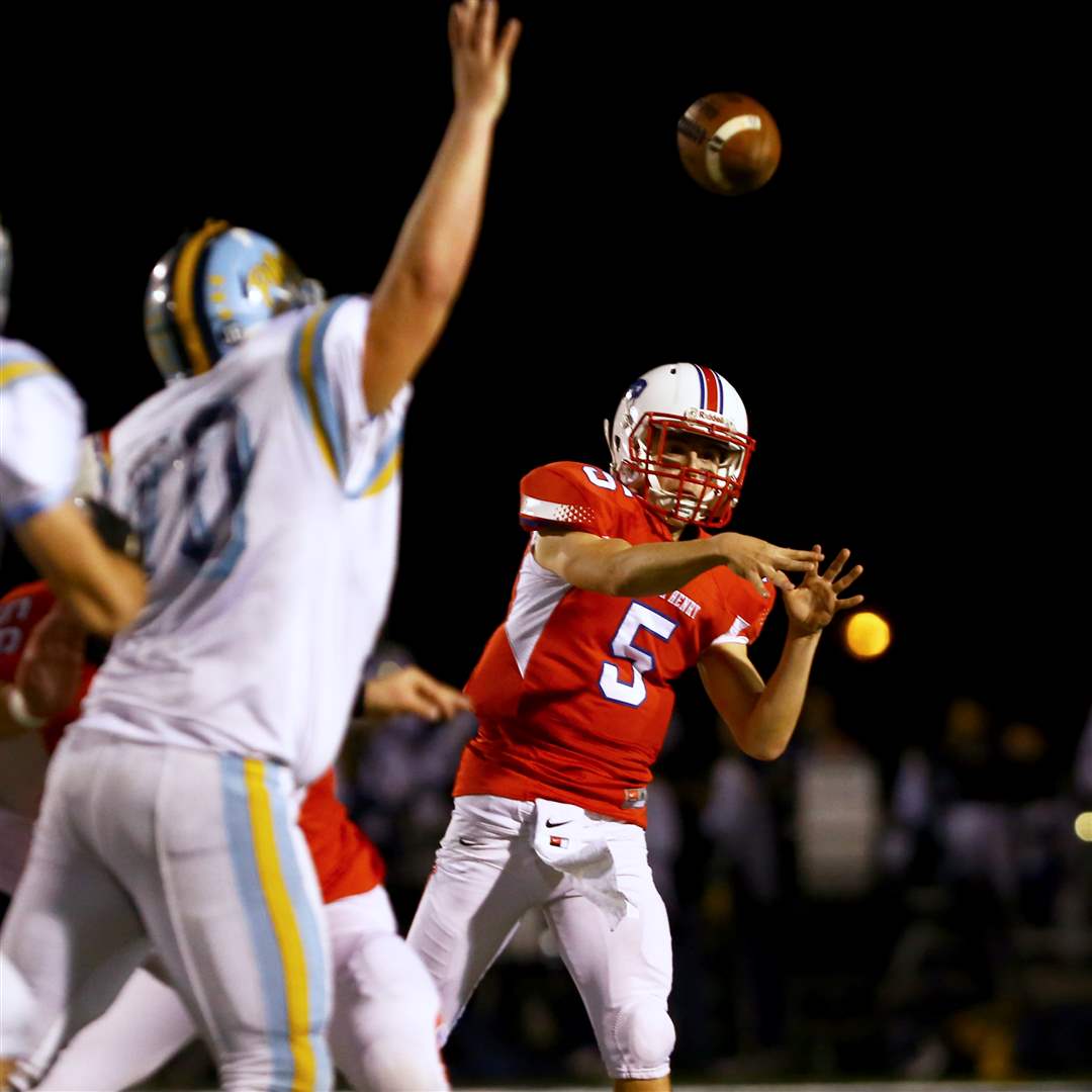 IN PICTURES: Patrick Henry 21, Ayersville 19 - The Blade