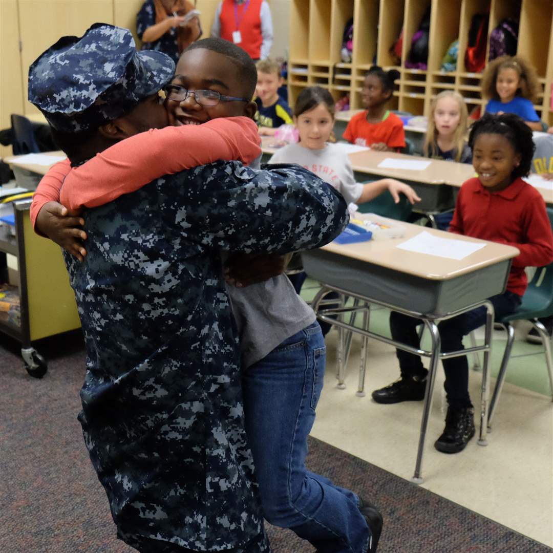 Surprise military family reunion - The Blade