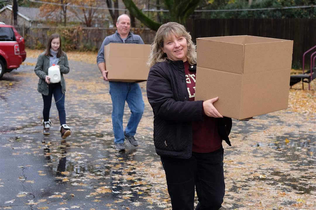 Memorial Lutheran Church Thanksgiving dinner deliveries - The Blade