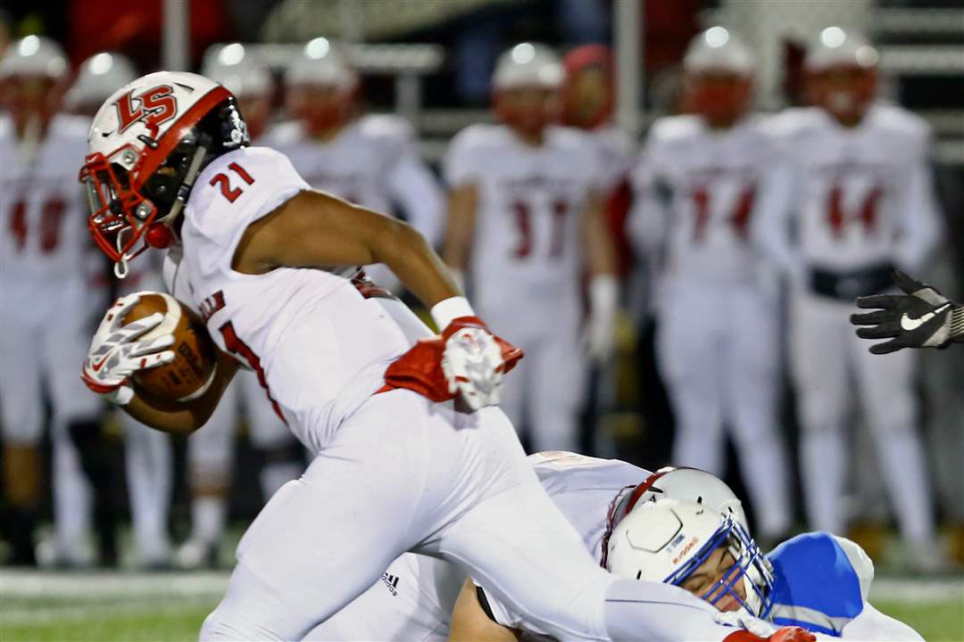 IN PICTURES: La Salle 35, Anthony Wayne 0 - The Blade