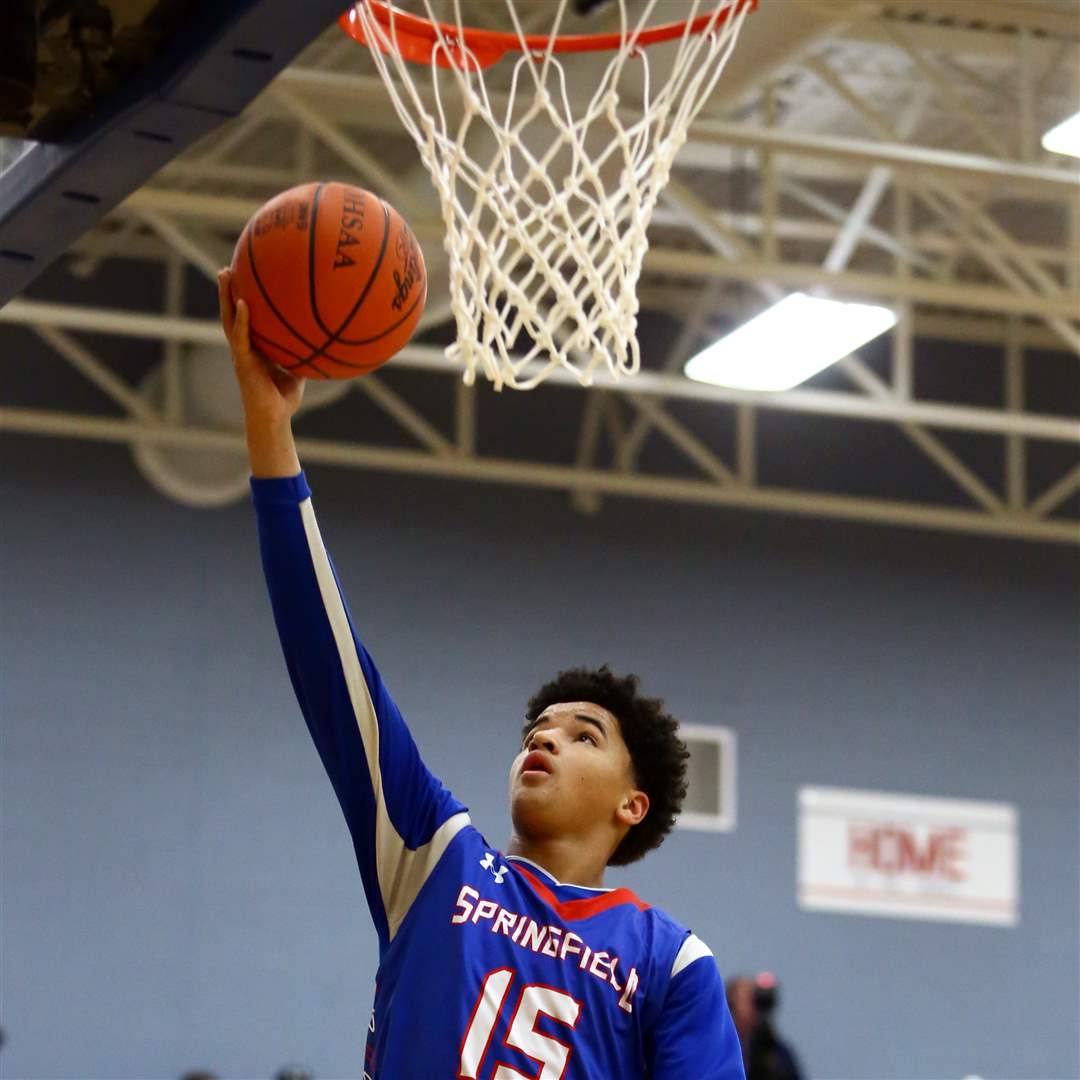 IN PICTURES: Bowsher 70, Springfield 39 - The Blade