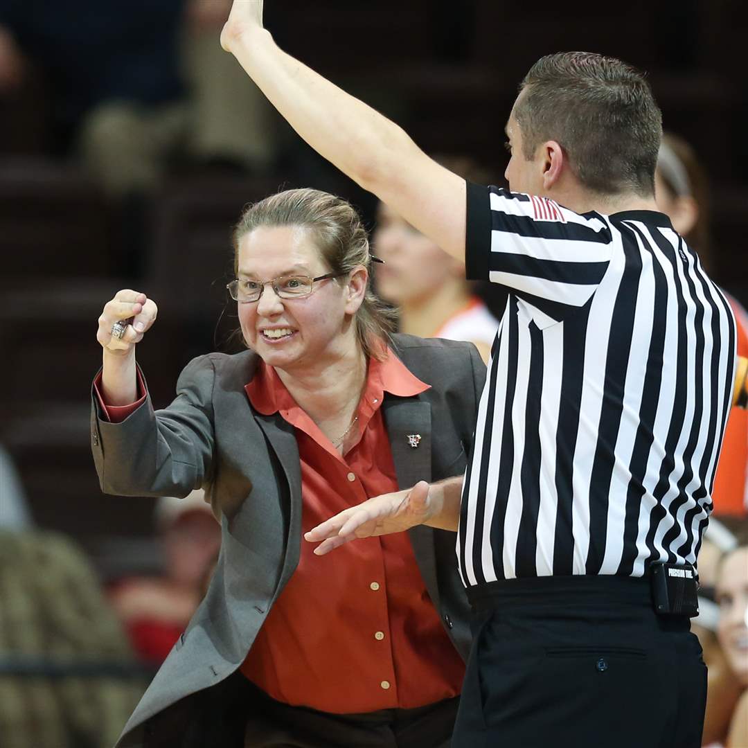 IN PICTURES: Cleveland St. 64, BGSU women 56 - The Blade