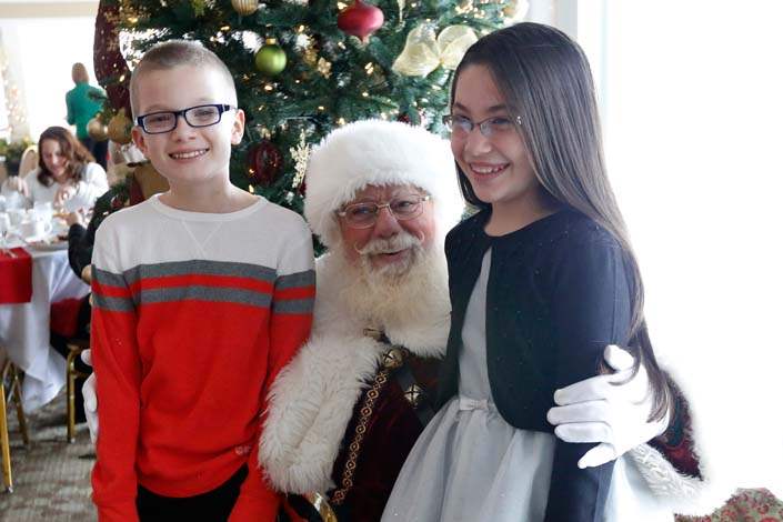 On The Town: Holiday Cheer - The Blade