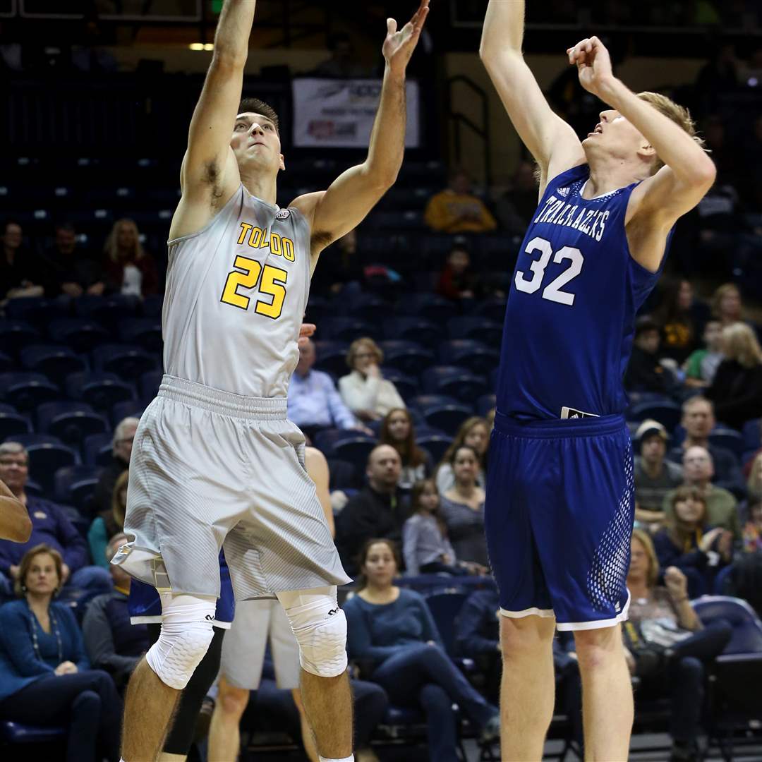 IN PICTURES: Toledo 98, Ohio Christian 58 - The Blade