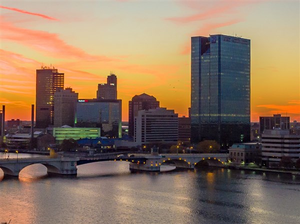 Toledo Aerial Media takes art to new heights | The Blade