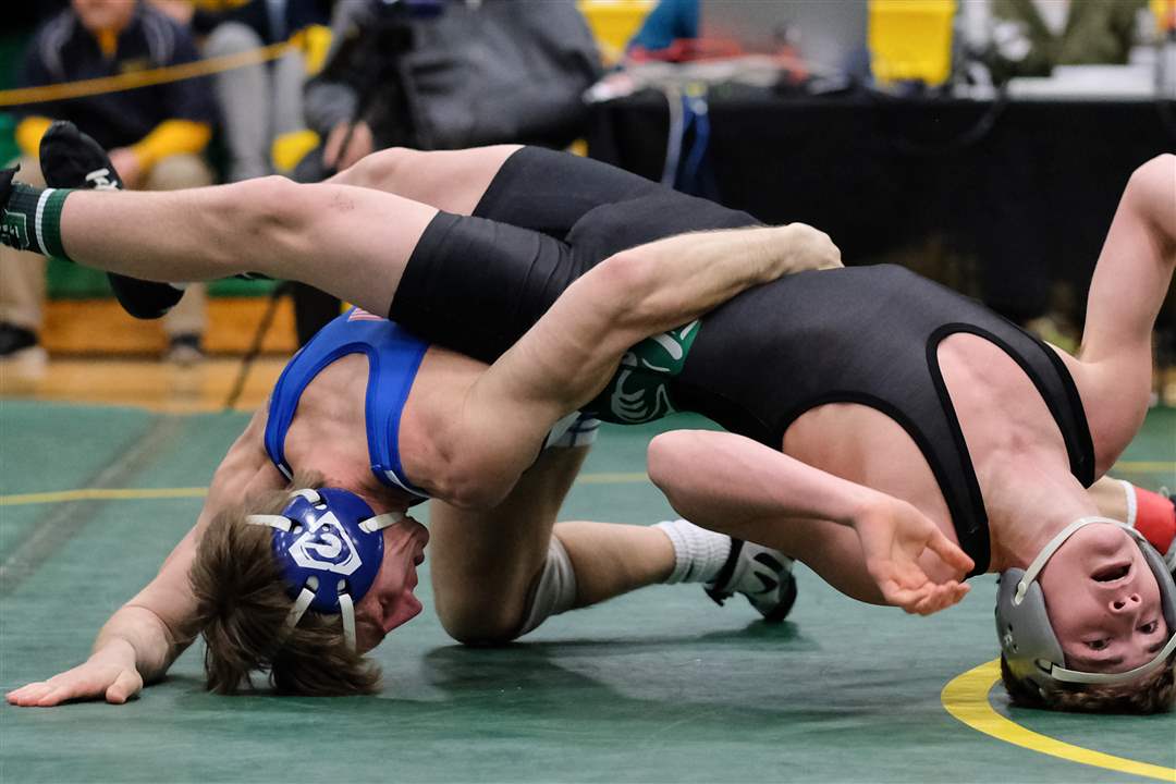 IN PICTURES: Maumee Bay Classic wrestling - The Blade