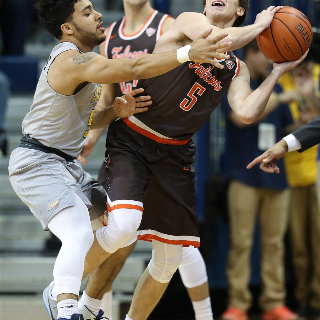 IN PICTURES: UT men 85, BGSU 73 - The Blade