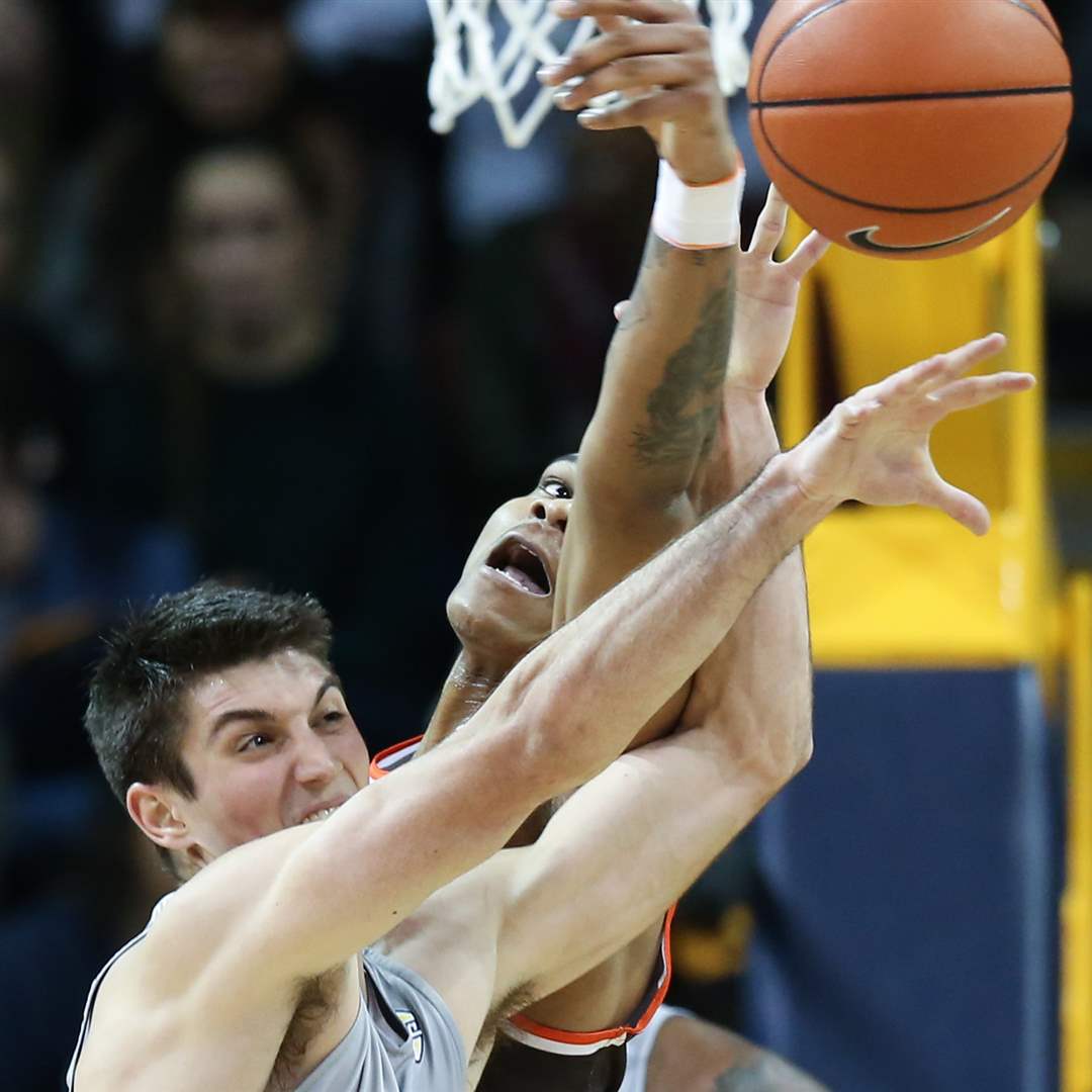 IN PICTURES: UT men 85, BGSU 73 - The Blade