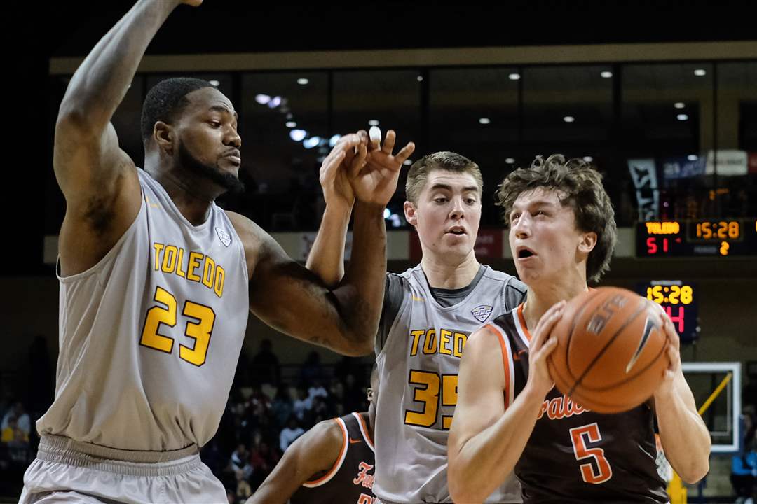 IN PICTURES: UT men 85, BGSU 73 - The Blade