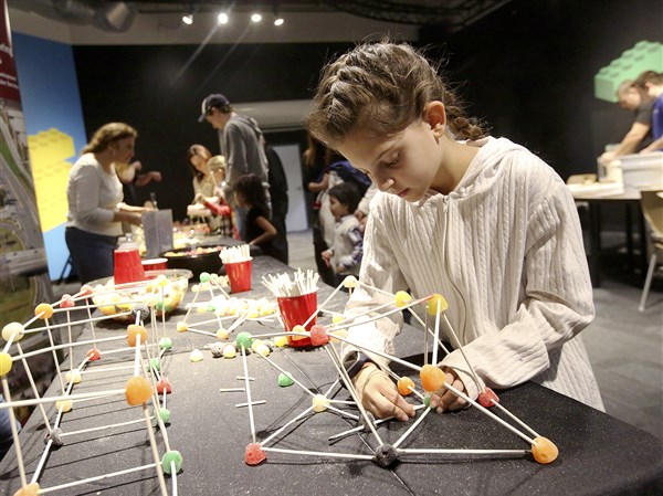 Imagination, math meet to build skills | The Blade