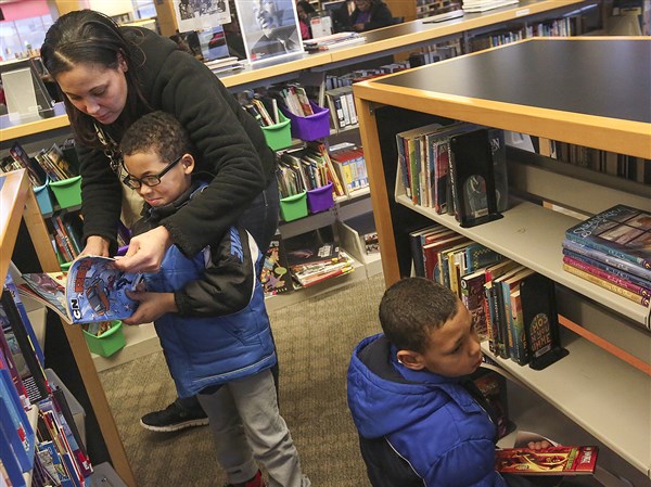 Booking it at the library | The Blade