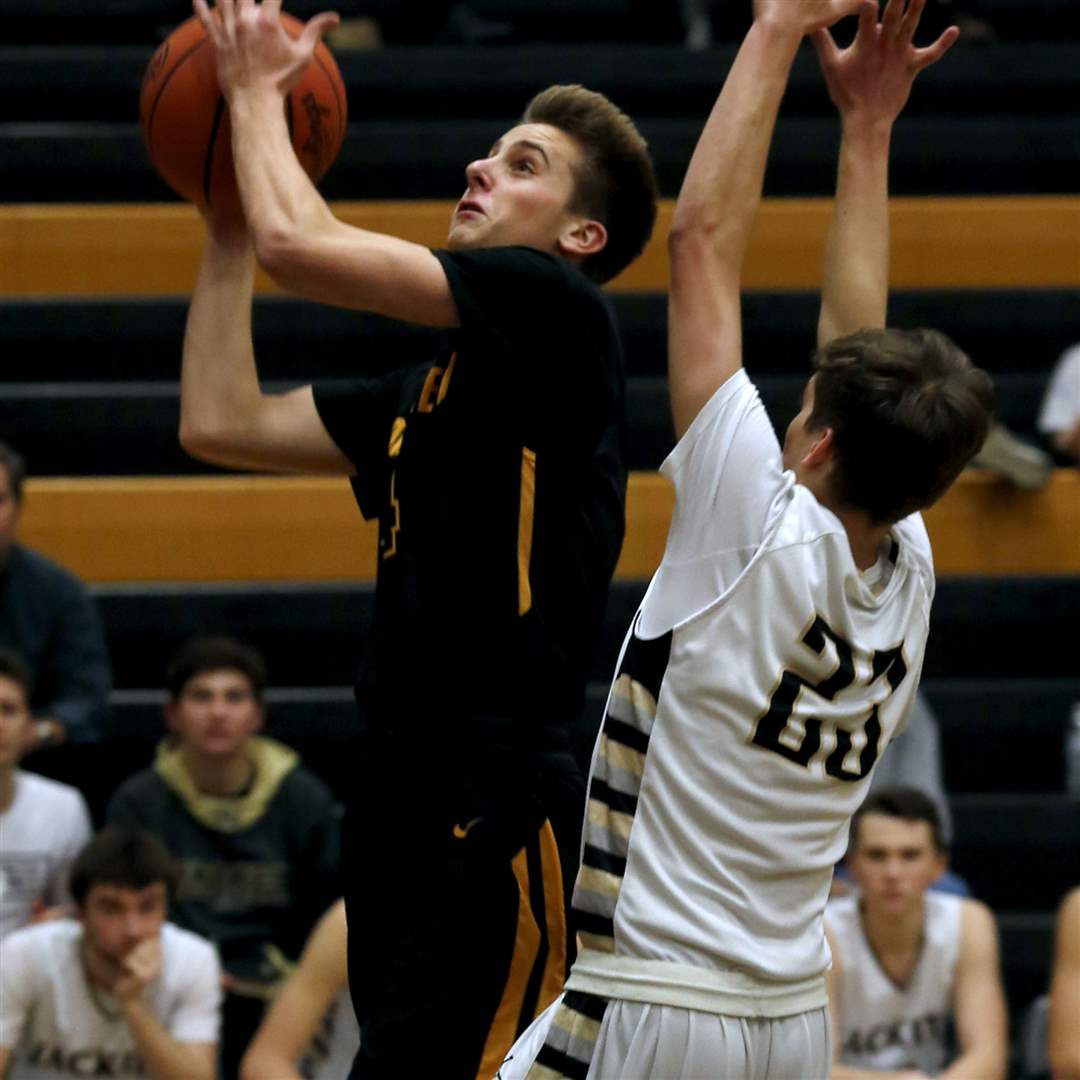 IN PICTURES: Perrysburg 65, Northview 49 - The Blade