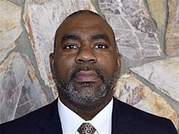 Larry McDaniel chosen by St. John’s as new coach | The Blade