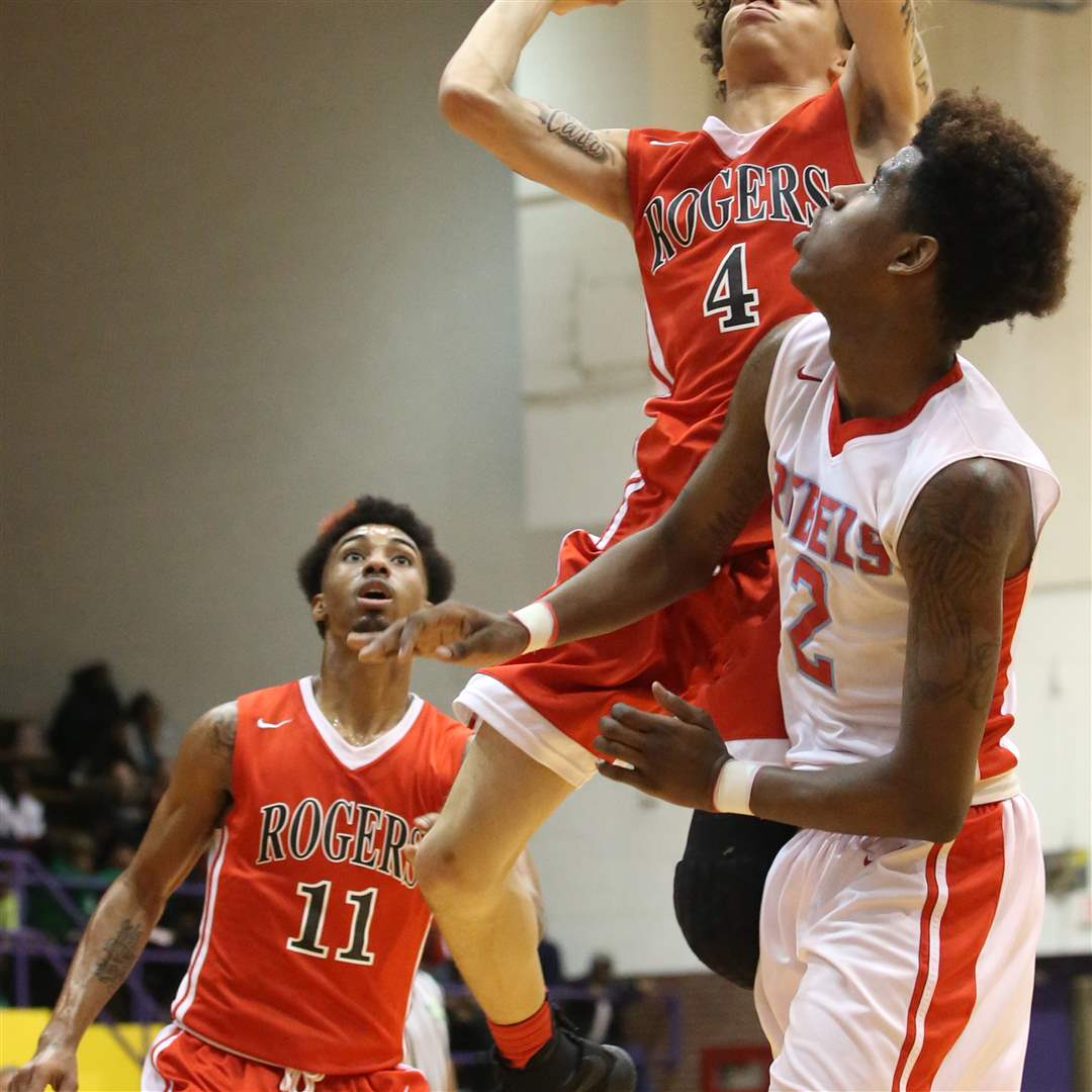 IN PICTURES: Bowsher 70, Rogers 60 - The Blade